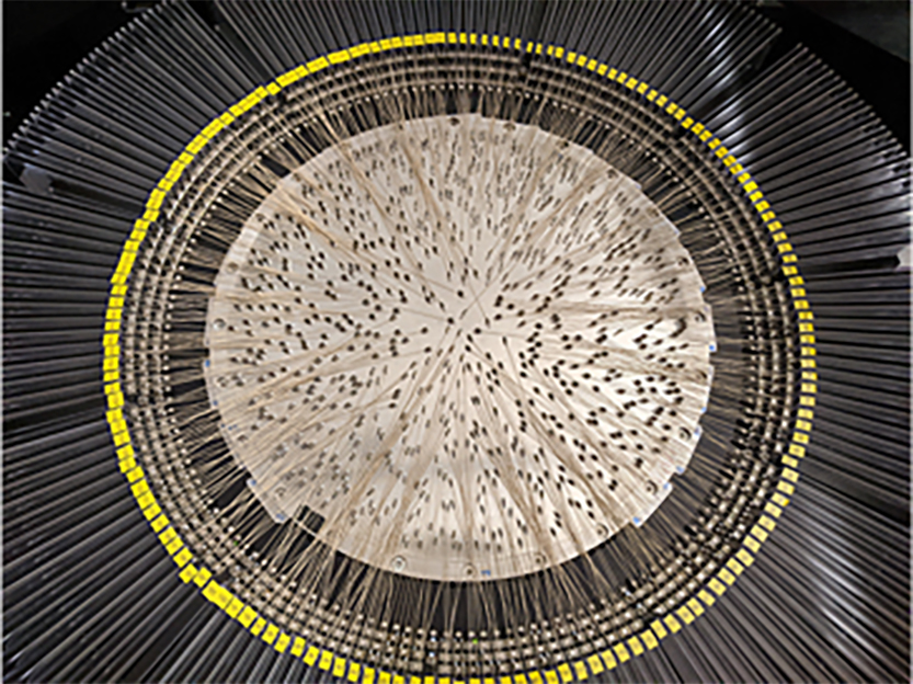 WEAVE : an instrument for the analysis of the lights of the Universe ...